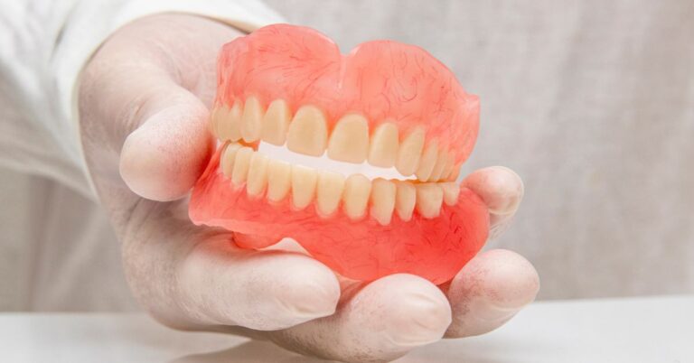 What Denture Type Fits My Lifestyle Best?